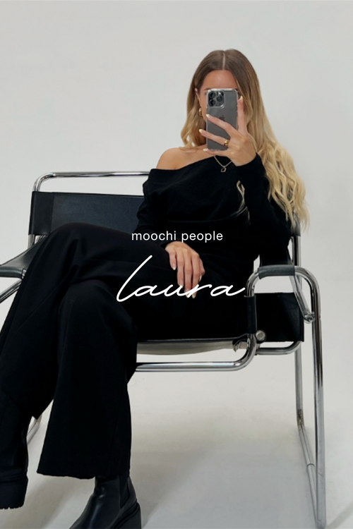 moochi world | m o o c h i