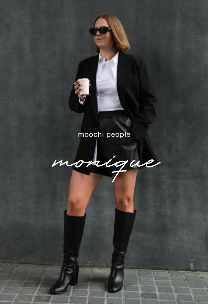 moochi people monique | m o o c h i