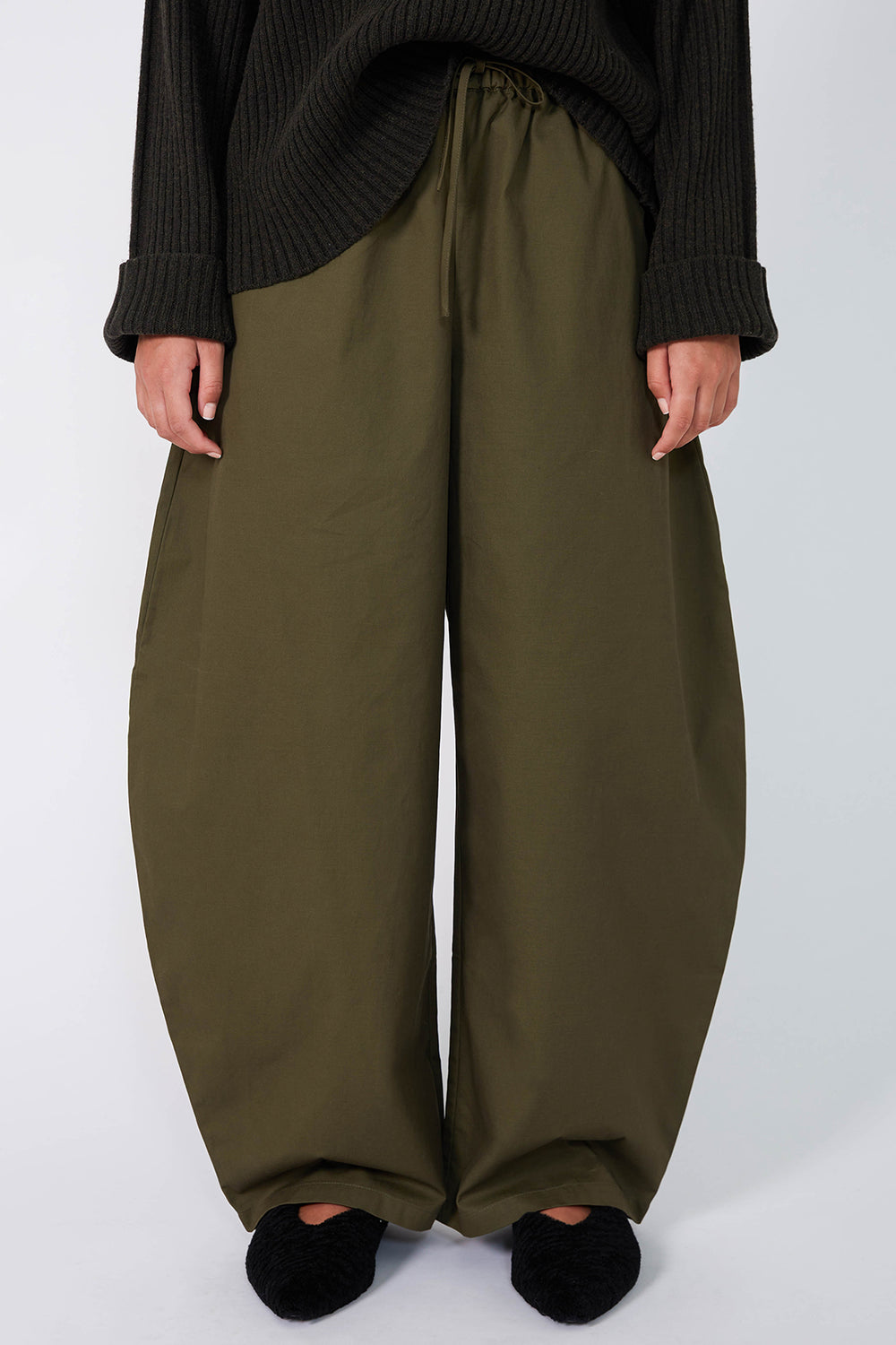recede pant / khaki | m o o c h i