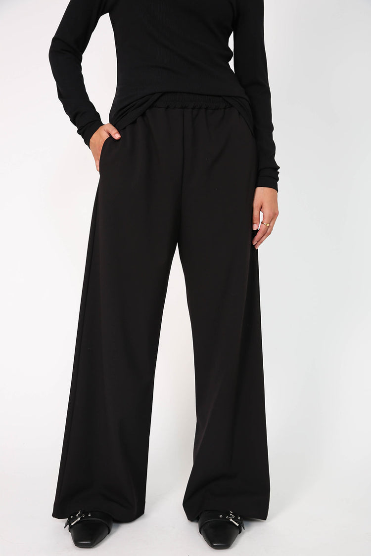 women's clothing | women's fashion | moochi clothing | m o o c h i