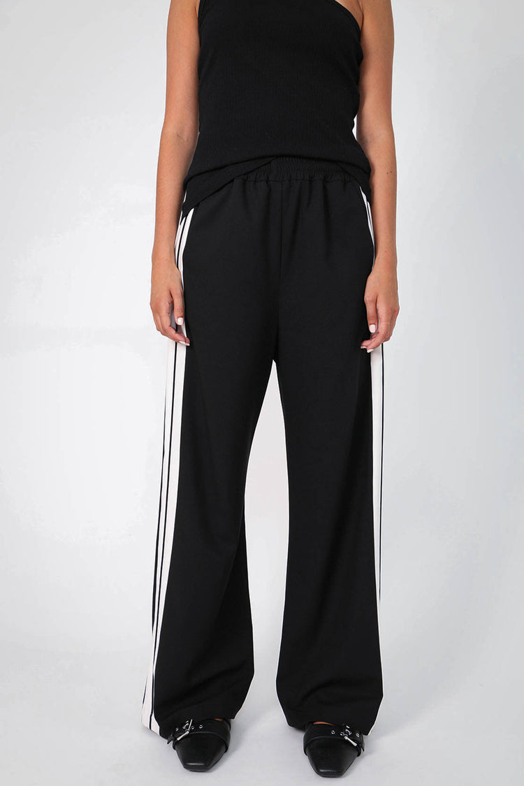 women's clothing | women's fashion | moochi clothing | m o o c h i