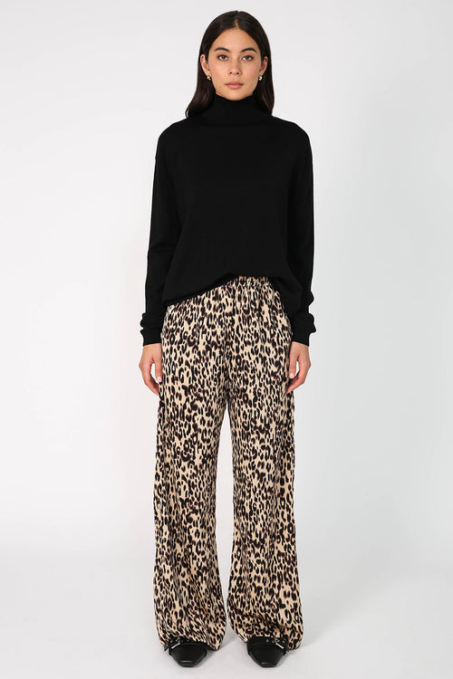 women's clothing | women's fashion | moochi clothing | m o o c h i