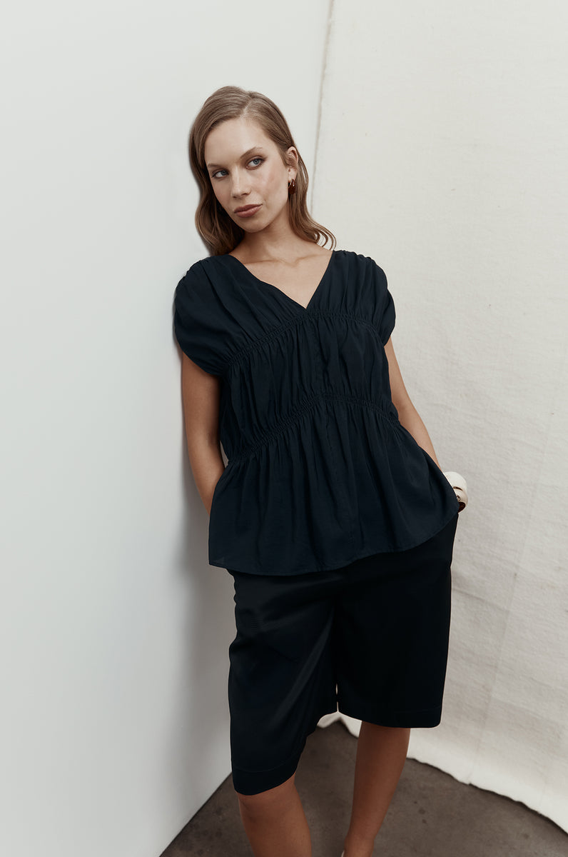 connection tee / french ink | m o o c h i