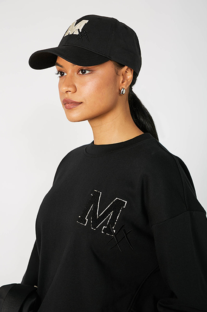 initial cap / black|ecru | m o o c h i