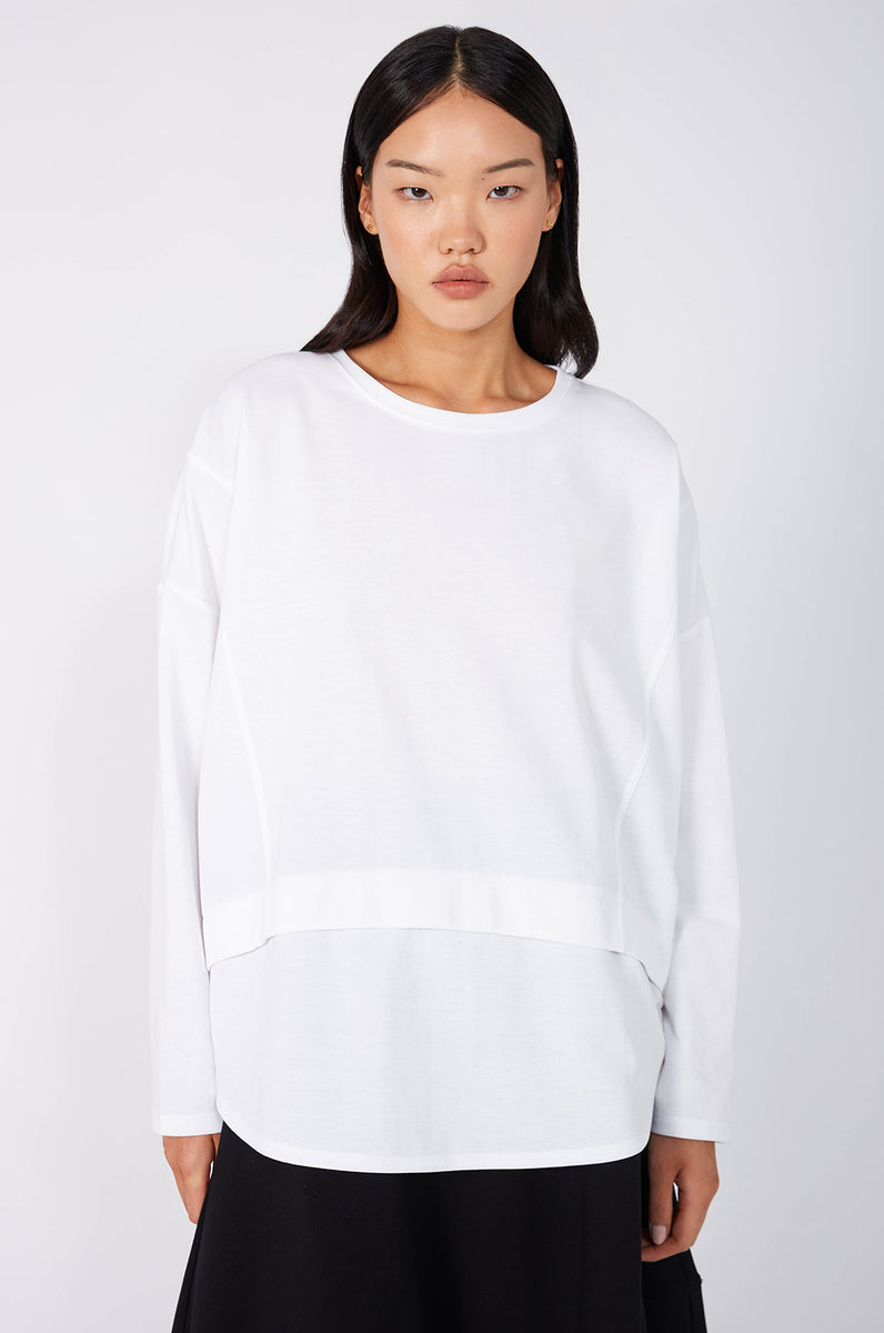 overturn top / white | m o o c h i