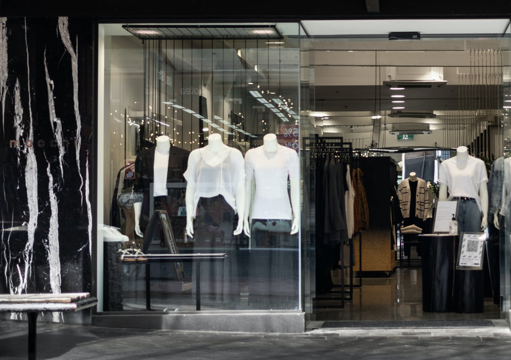 our stores | m o o c h i