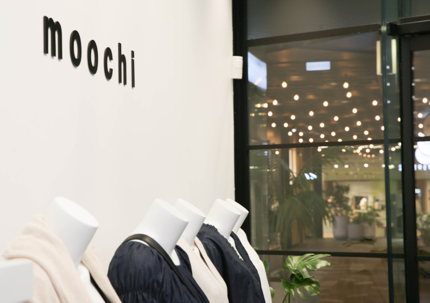 our stores | m o o c h i