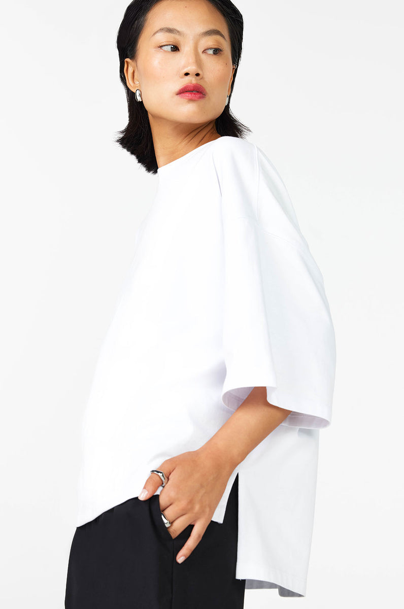 urban tee / white | m o o c h i